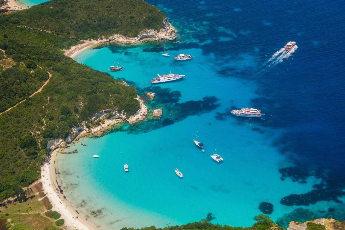Antipaxos: guida dettagliata dell'isola | Isole Ioniche, Grecia